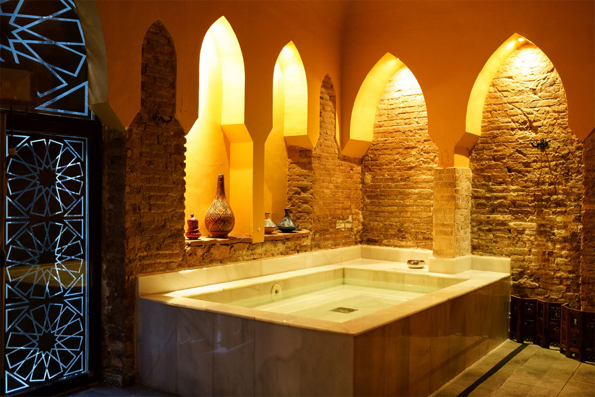 Turkish Bath vs. Sauna: Key Differences Explained